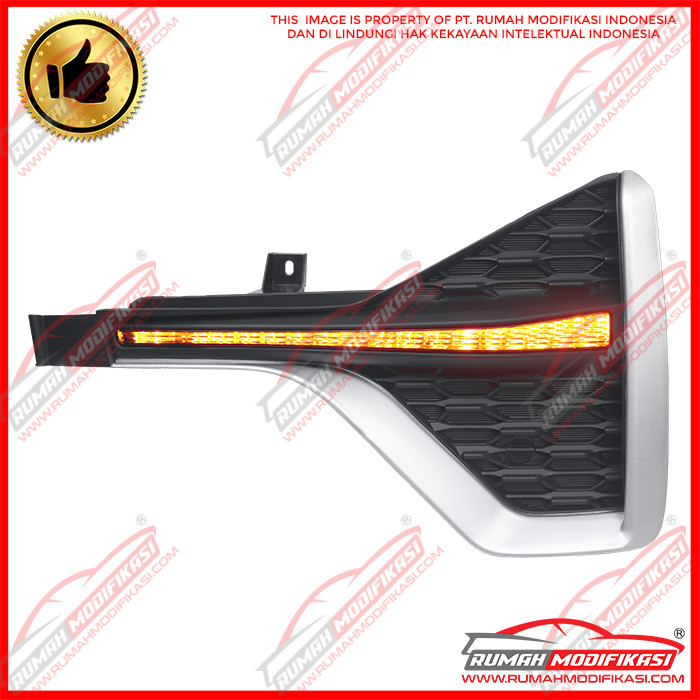 Jual DRL TOYOTA INNOVA ZENIX 2023-ON - SEQUENTIAL - SMOKE