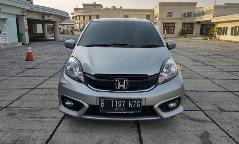 Bikin Ceper Honda Brio, Aman dan Ekonomis Pakai Lowering Kit