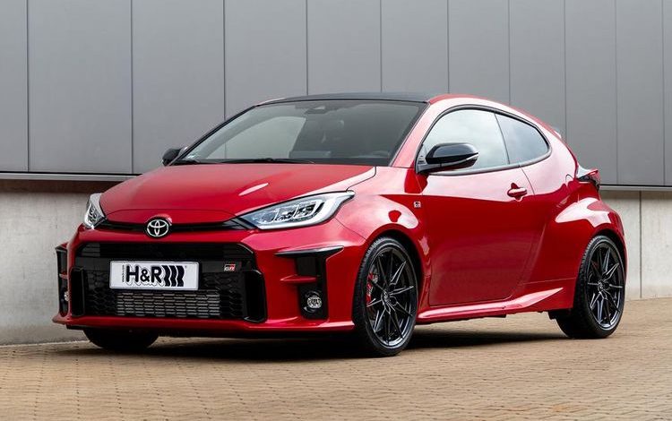 Lowering Kit Triple S, Toyota Yaris Ceper Cakep Modal 2 Jutaan